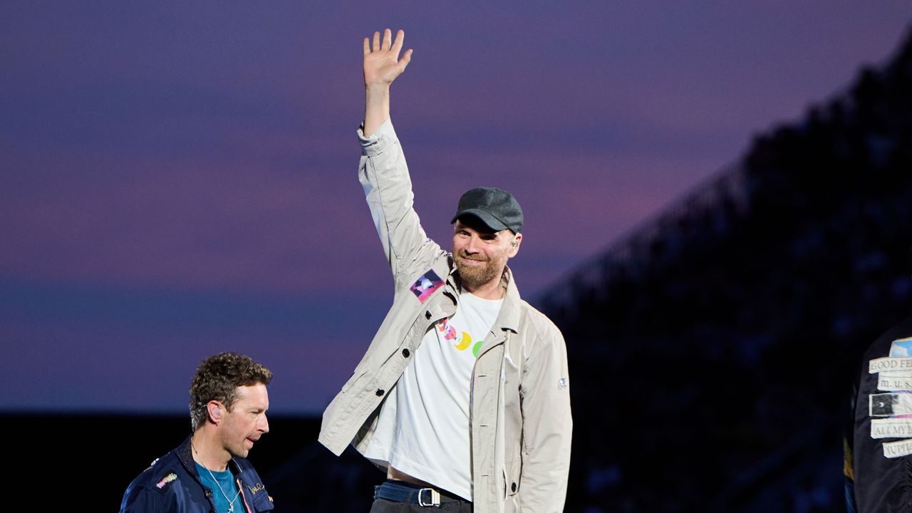 Verity - Astronomer CEO Resigns After Viral Coldplay Concert Embrace