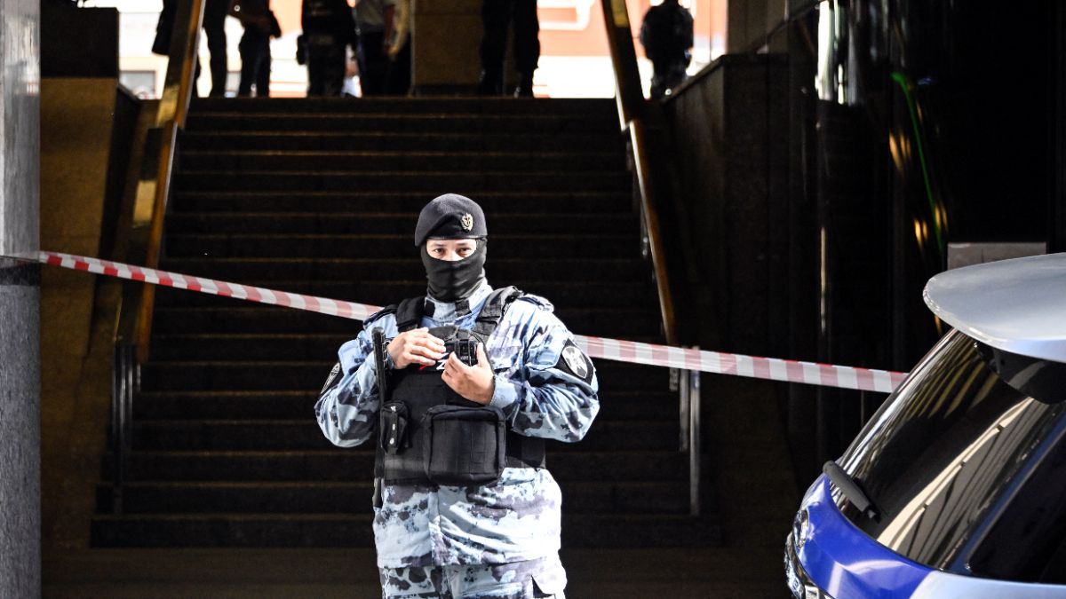 Verity - Russian Police Raid Media Outlet and Detain Editor-in-Chief