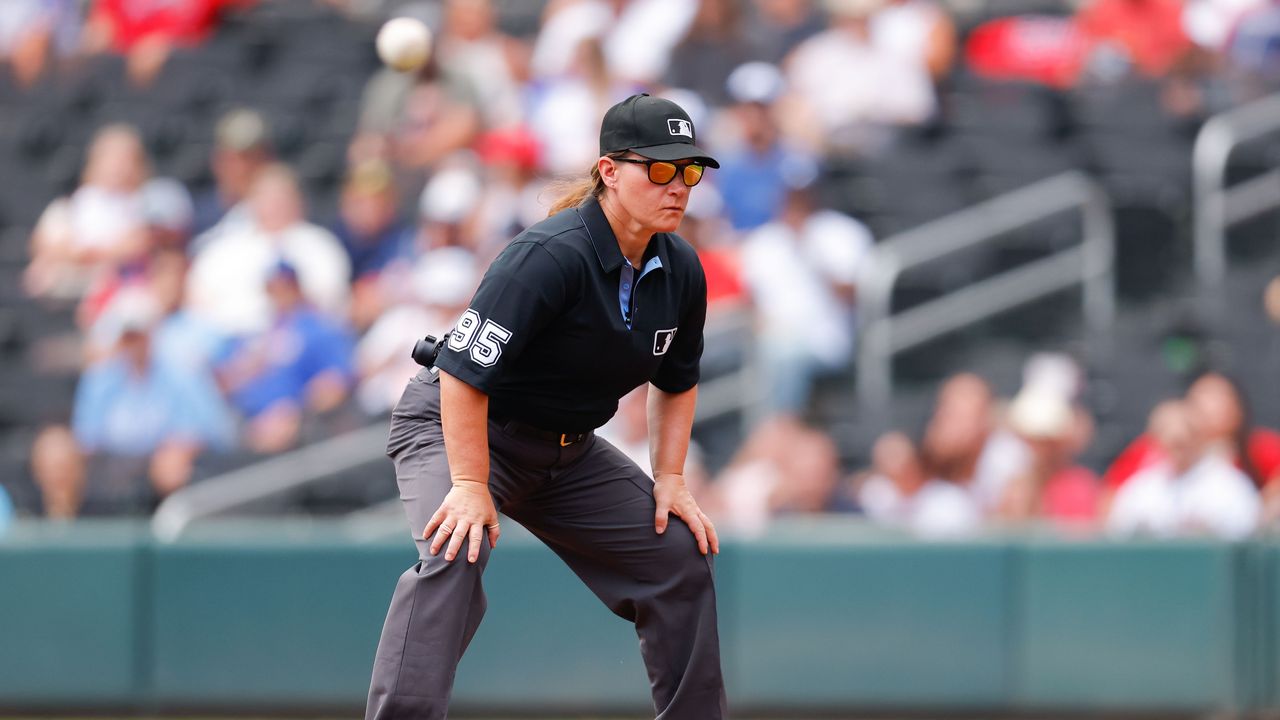 Verity - Jen Pawol Becomes First Female MLB Regular-Season Umpire