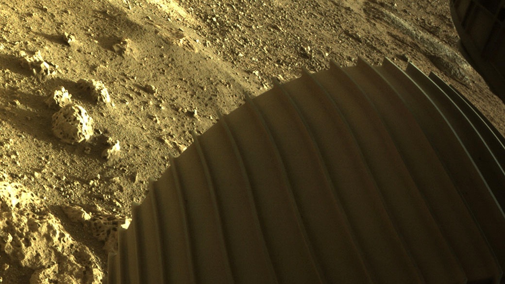 Verity - NASA Rover Finds Strongest Evidence Yet of Ancient Mars Life