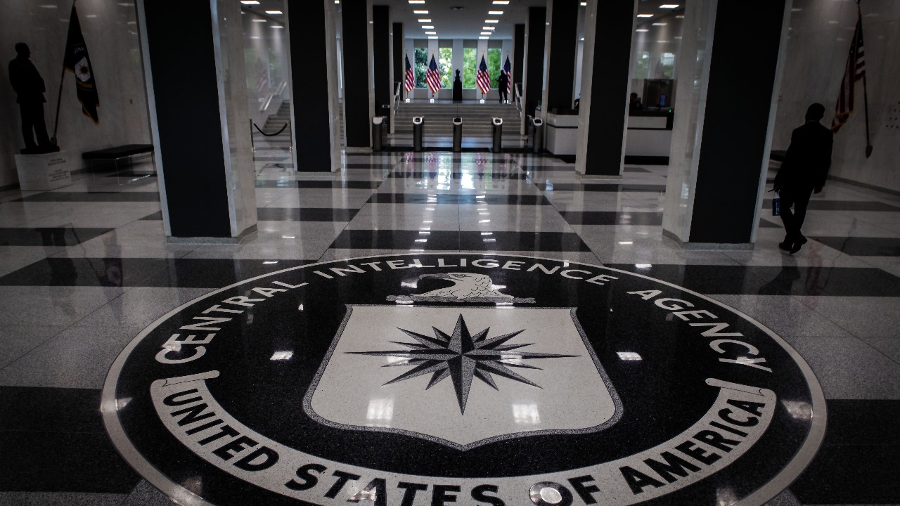 Verity - Report: CIA Deputy Director Temporarily Takes Over as General ...