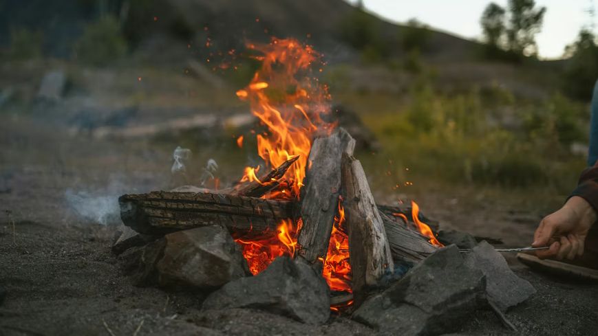Verity - Earliest Evidence of Human Fire-Making Discovered in England